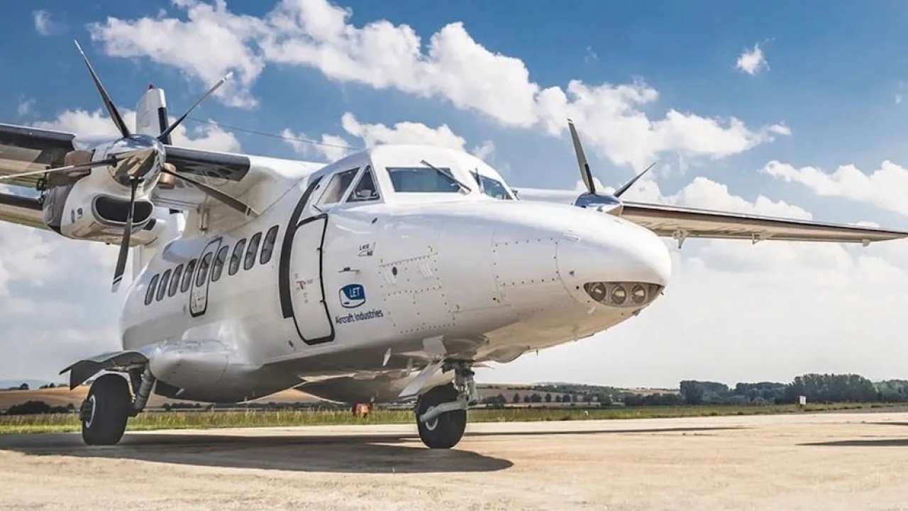 Letoun L 410 NG přistál na Paris Air Show. Na akci vyráží největší ...